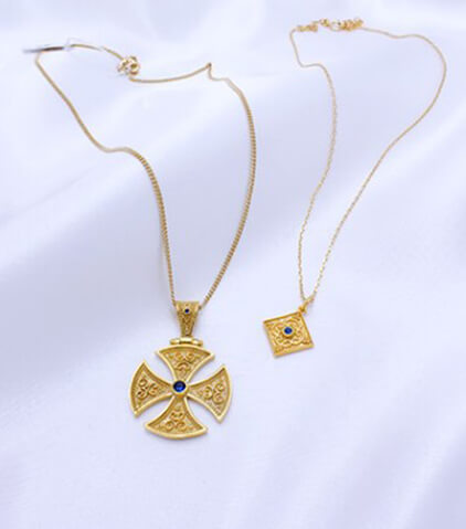 ATHANASIOS JEWELRY | ΧΡΥΣΑ ΑΣΗΜΕΝΙΑ & ΑΤΣΑΛΙΝΑ ΚΟΣΜΗΜΑΤΑ